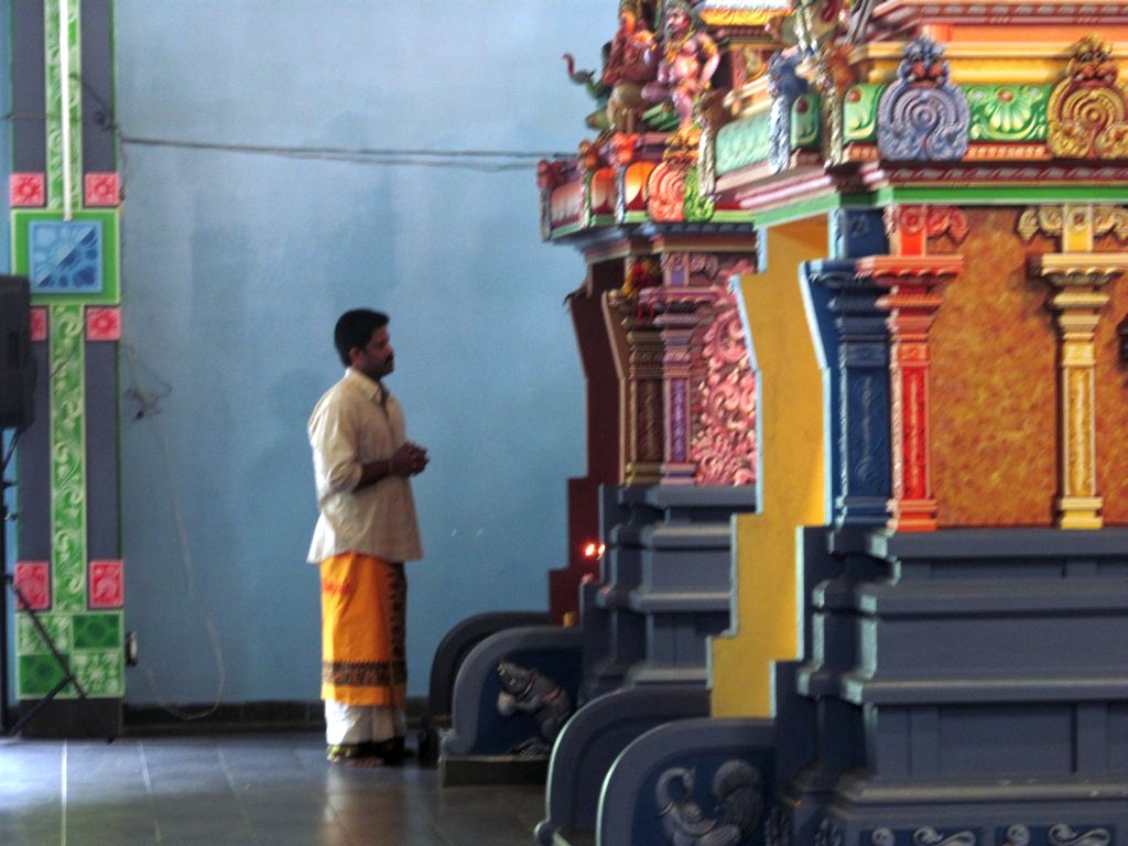 Hindus finding acceptance in Switzerland - AnthonyGanzer.com